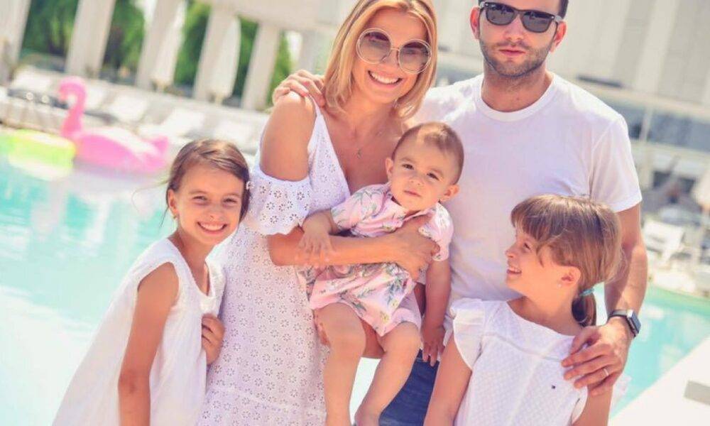 Mihai Morar, un familist convins. În ce ipostaze s-a filmat acesta ...