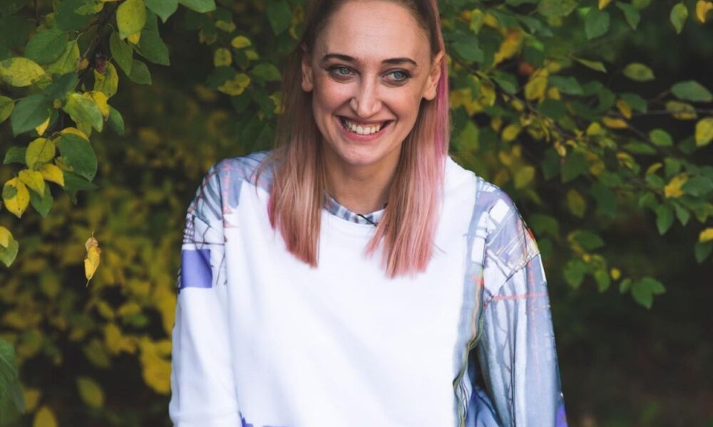 Ilona Brezoianu va face parte din echipa „iUmor” a noului sezon ...